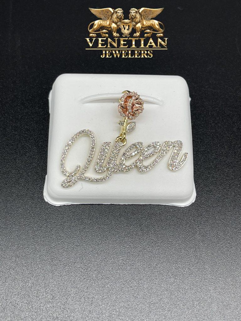 10kt Queen with Rose Bale Diamond 0.5Ct Pendant VJ Diamond Orlando