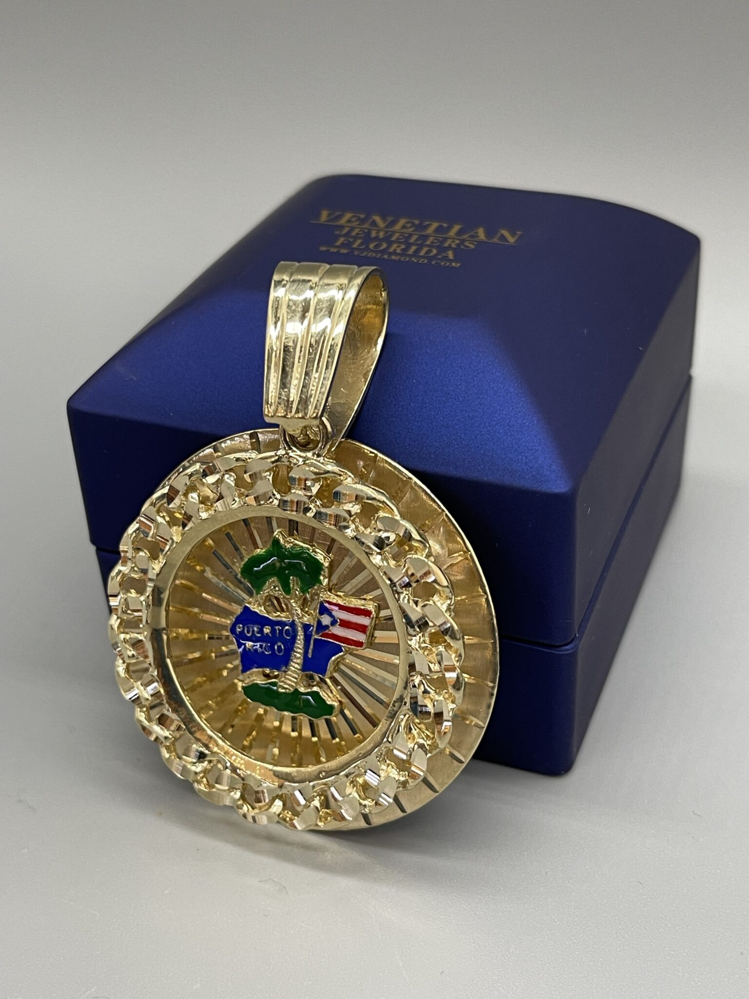 10KT Gold Custom Puerto Rico Pendant VJ Diamond Orlando