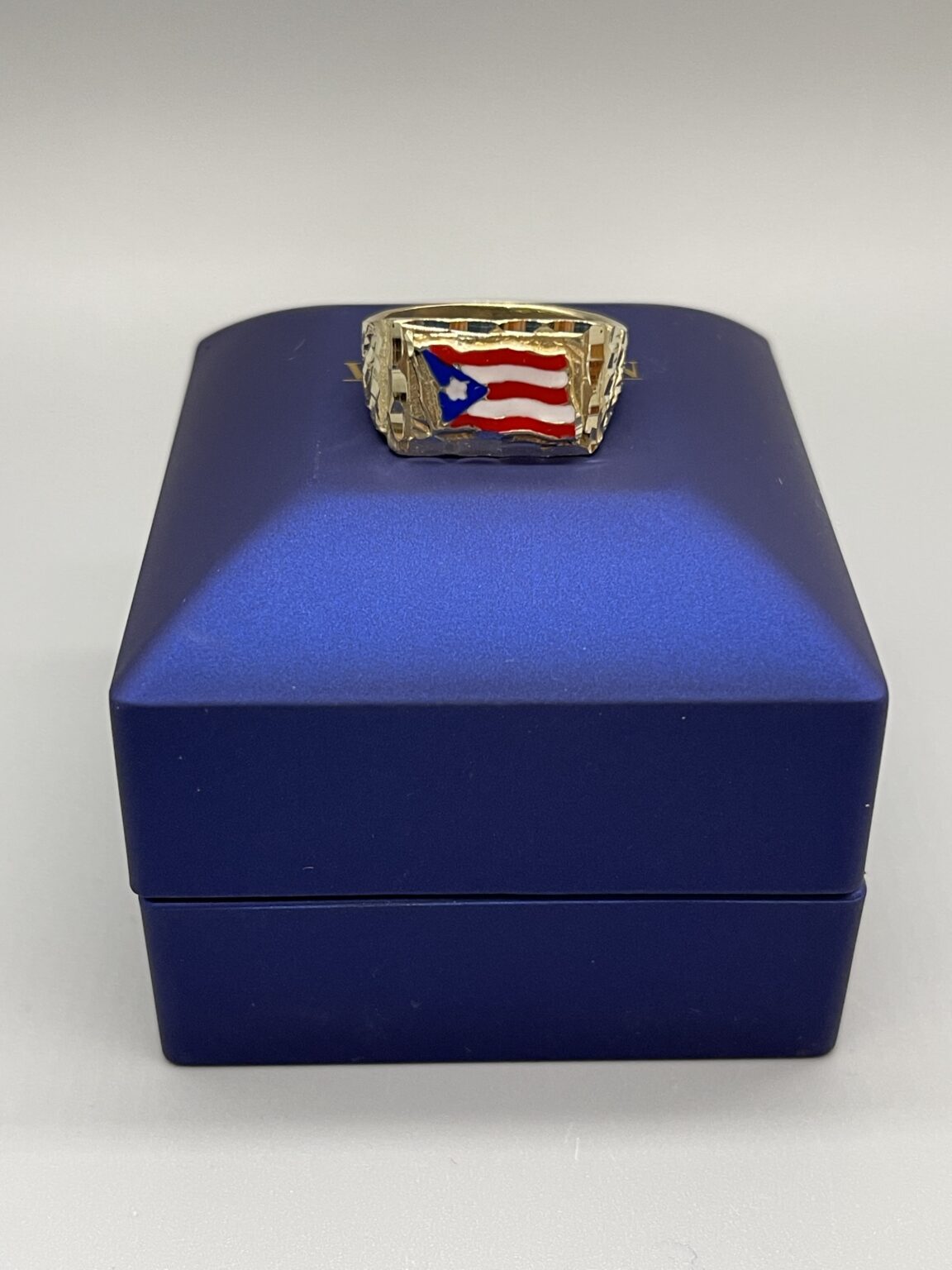 10KT Gold Puerto Rican Flag Ring VJ Diamond Orlando