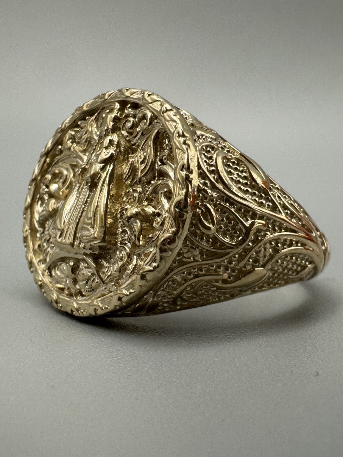 10KT Gold St. Mary Men’s Ring VJ Diamond Orlando